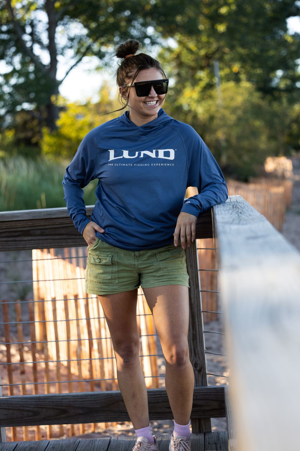 Swift Sun Hoodie - Navy | Lund Boats Gear