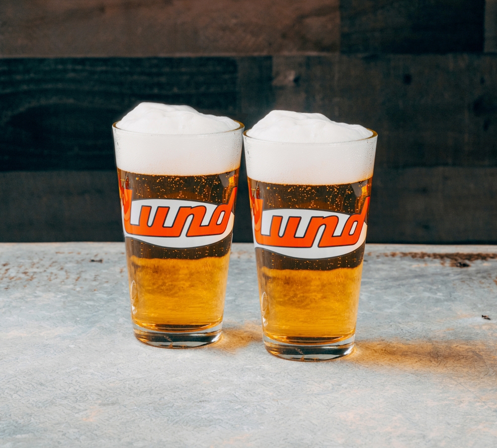 Lund Retro Pint Set | Lund Boats Gear